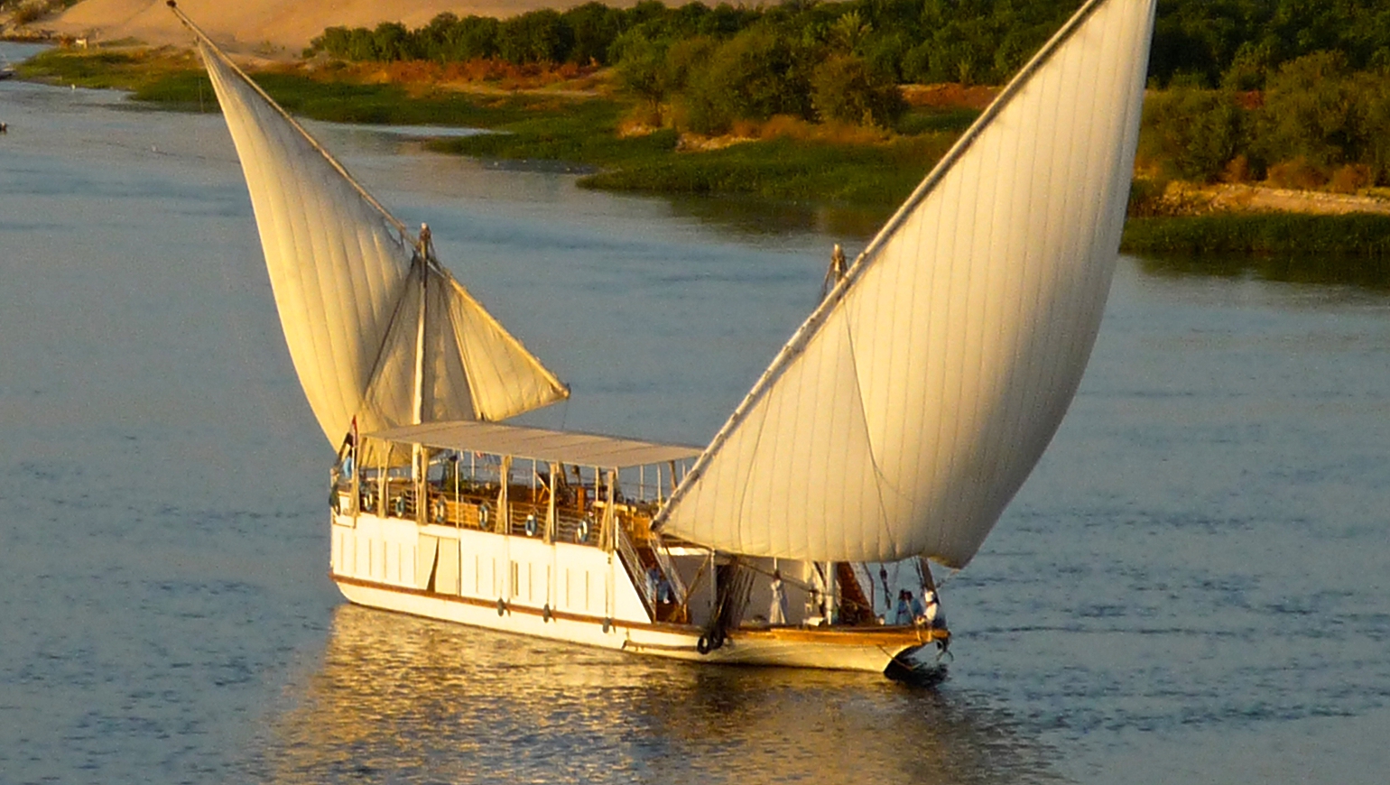 Dahabia Nile Cruise | Dahabeya Sailing boats | Deluxe Tours Egypt