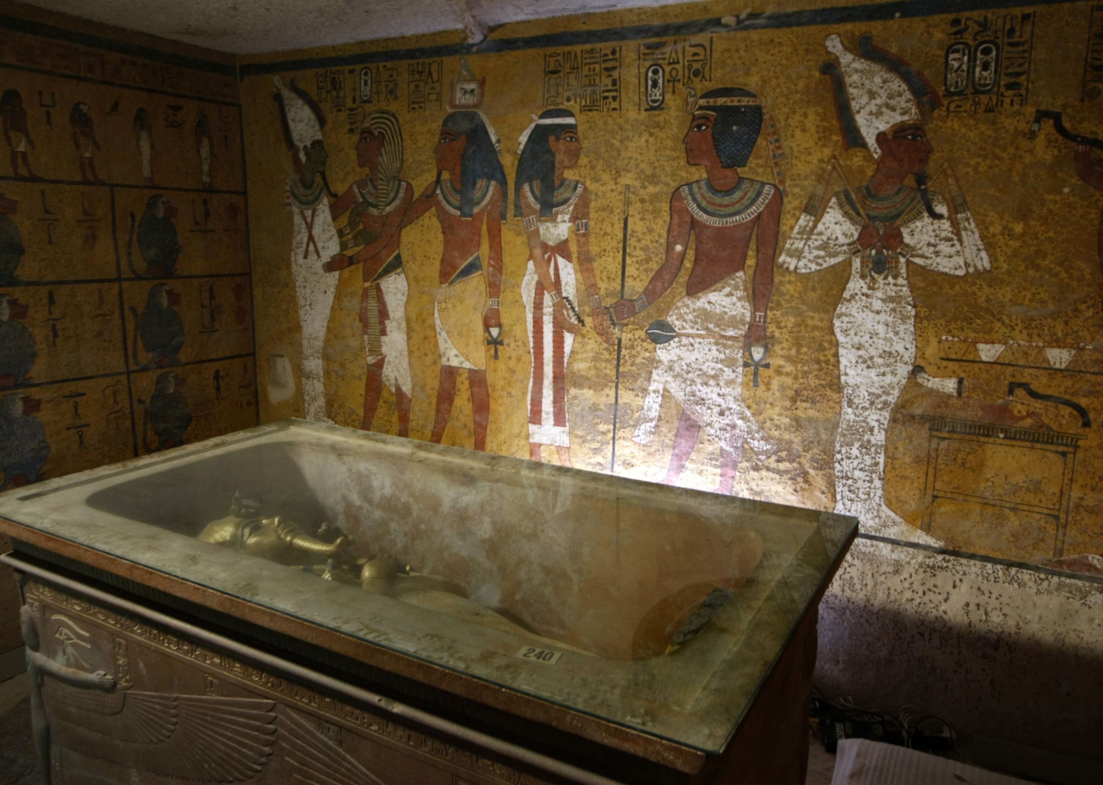 Tomb of Tut Ankh Amun | Deluxe Tours Egypt | Best Egypt Tours | Top ...
